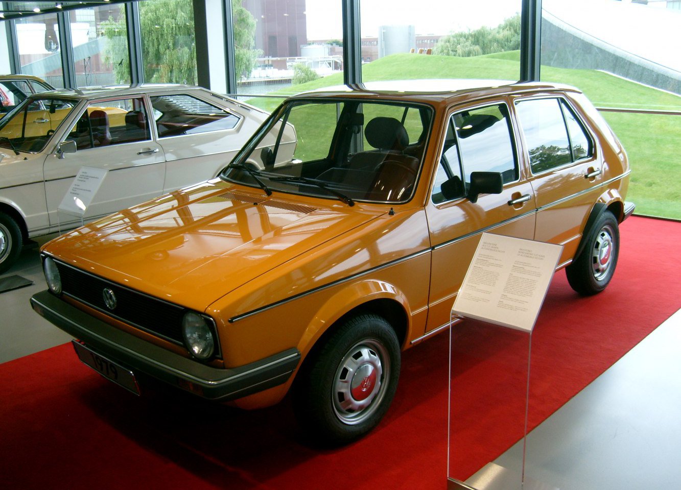 Volkswagen Golf I (5-door) 1.6 TD (70 Hp)